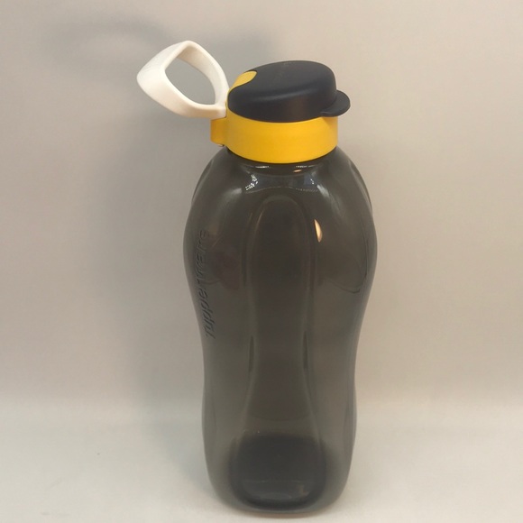 Tupperware | Kitchen | Tupperware Eco Fridge Water Bottle 2 Liter ...